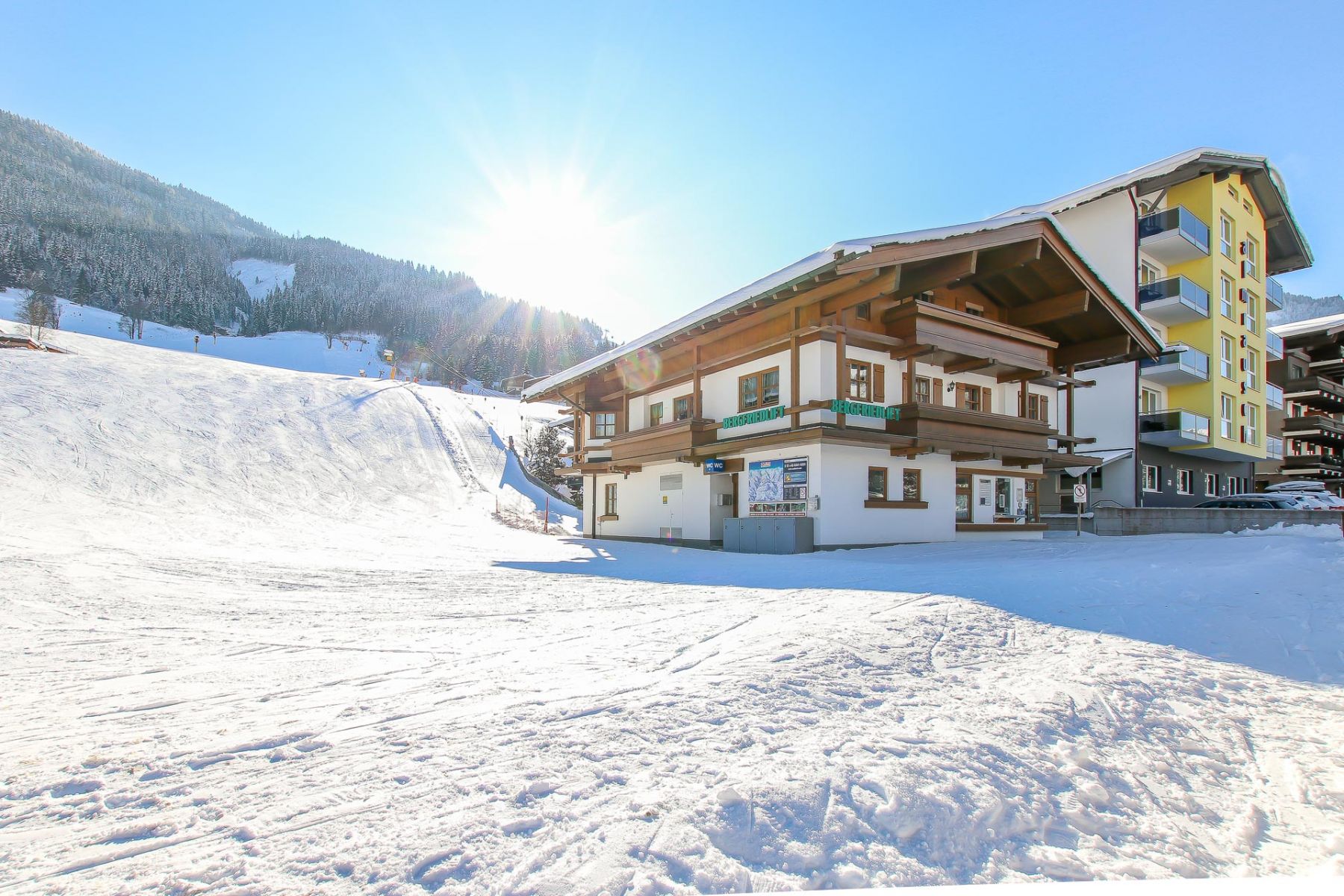 Hotel in Saalbach Hinterglemm - Almrausch 4 Sterne Hotel